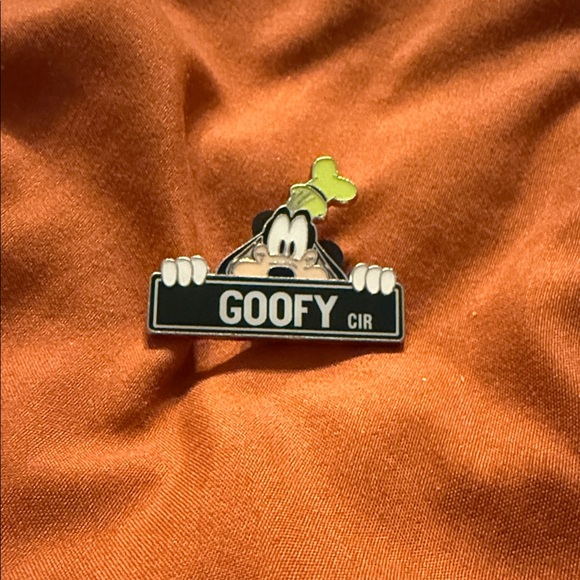 Disney | Accessories | Disney Goofy Enamel Pin Black And Green | Poshmark